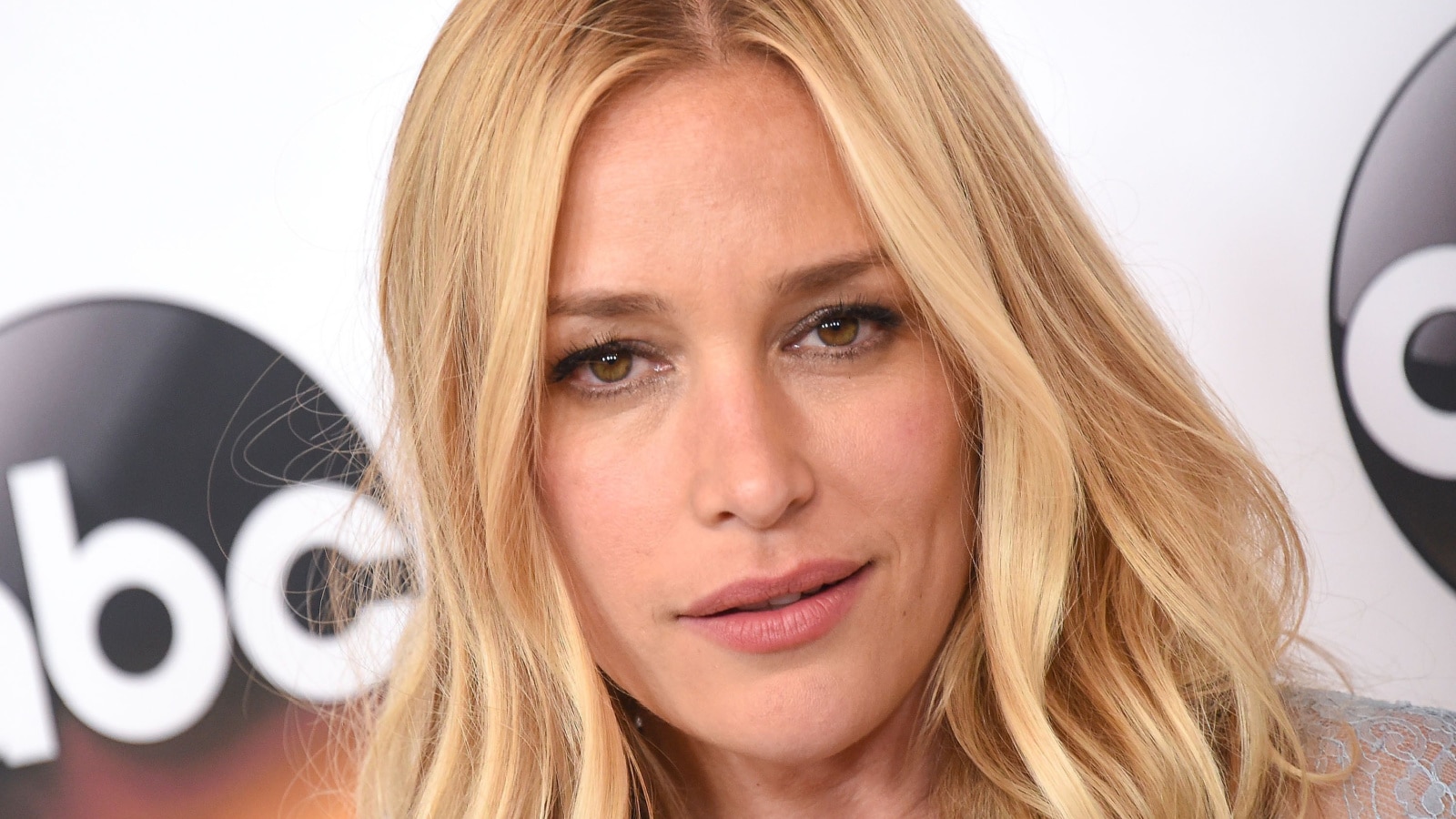 12 Famous People Who Were Born on Halloween - Sober Healing